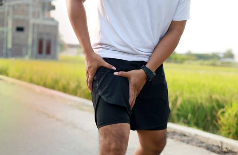 muscle tear vs strain